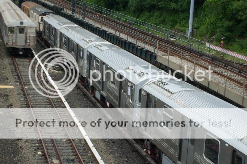 R110A @ Grand Concourse Yard + Extras - Subway Photos & Videos - NYC ...